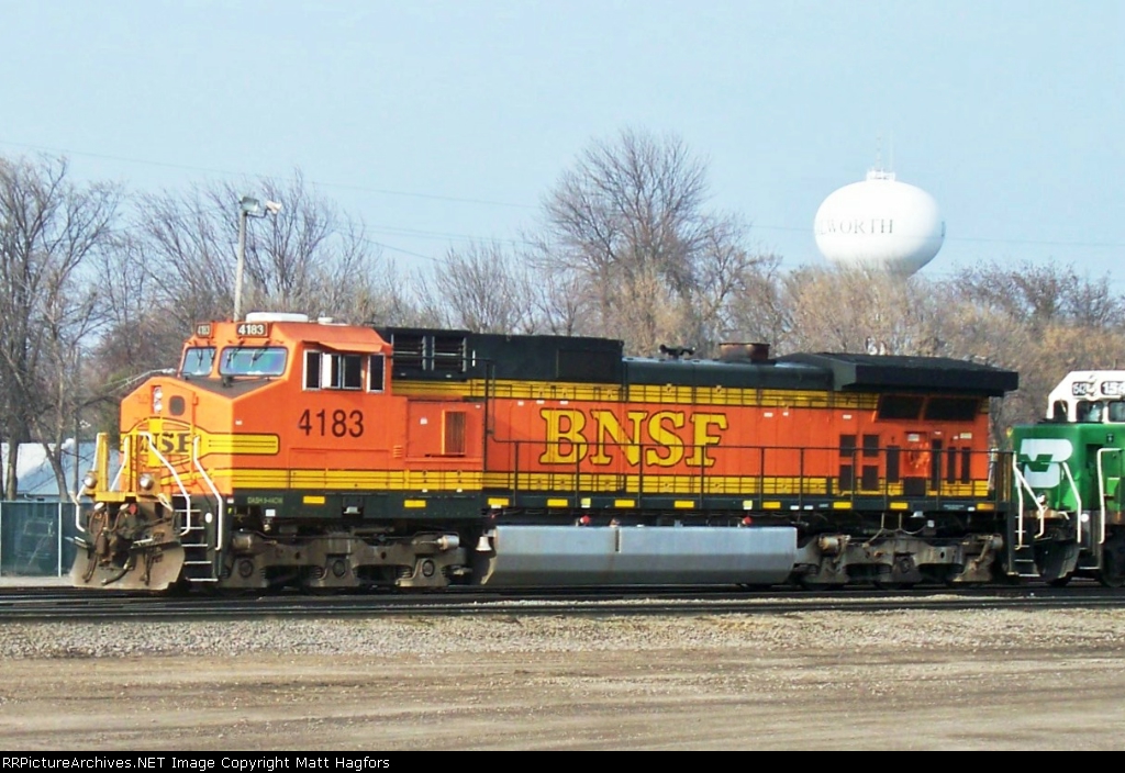 BNSF 4183